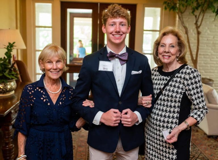 The Jewel Ball – 2023 Gentlemen’s Serenade | The Independent