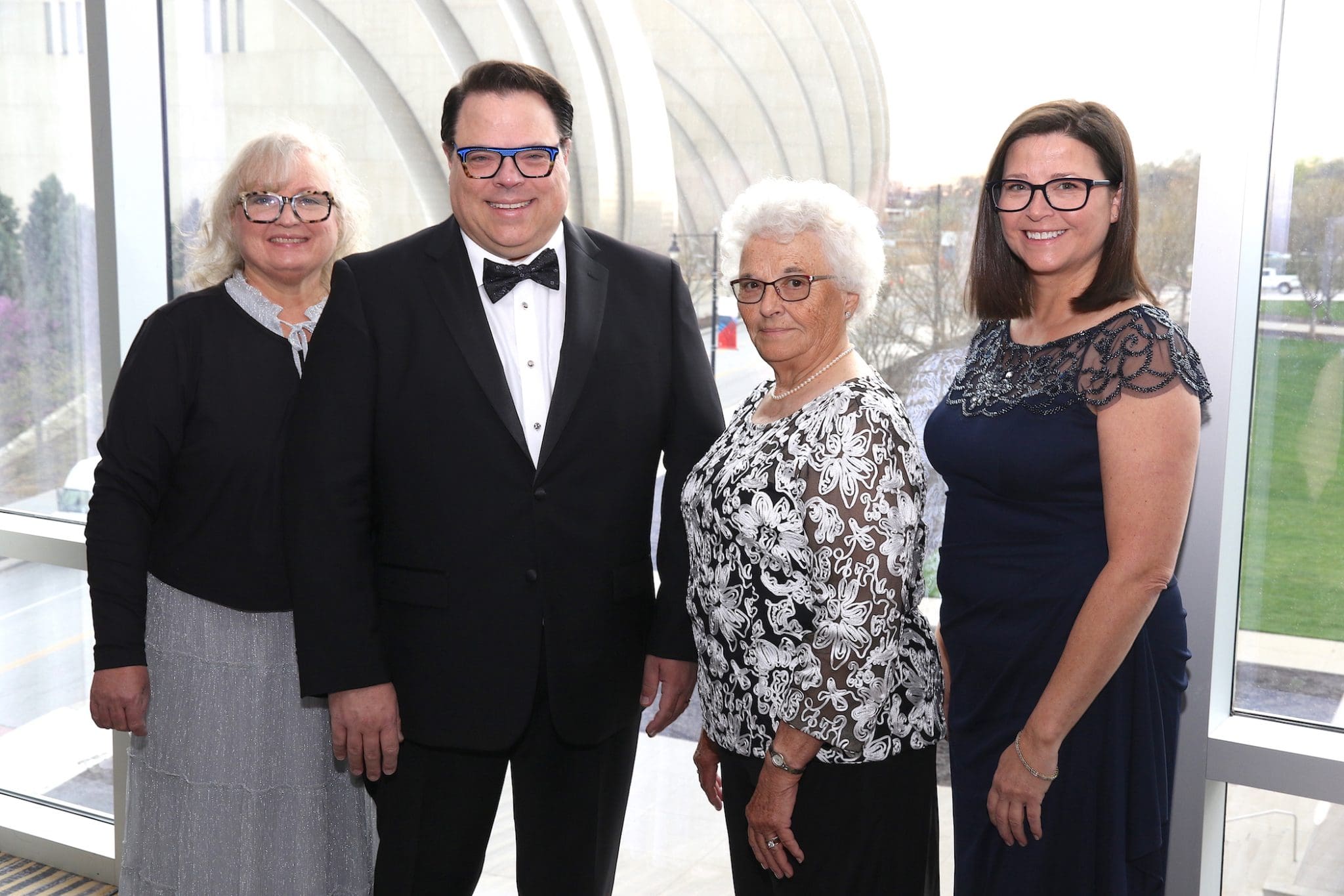 Lyric Opera Circle: Lyric Opera Ball, Classically Opera – A Black and ...